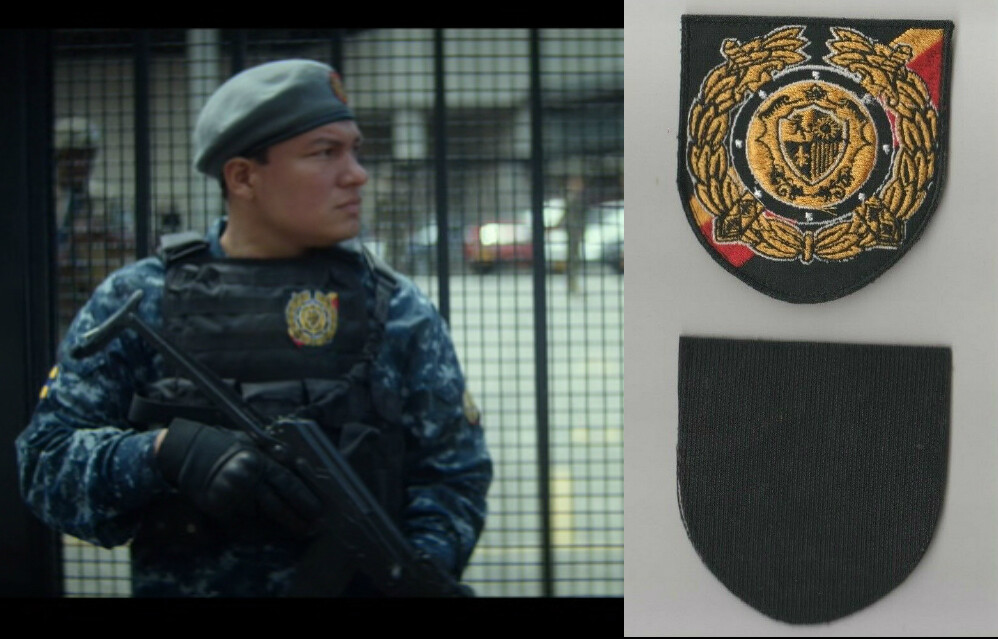 Movie and Television Props with the Most Bids on Ebay - Large Scans