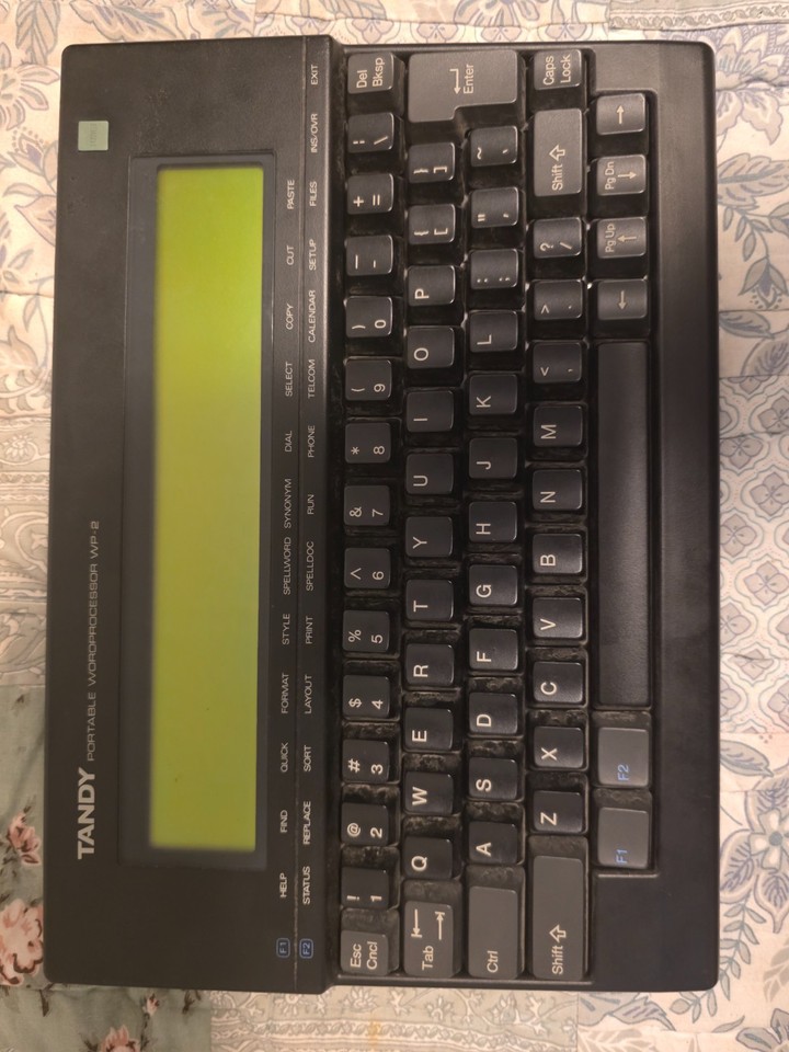 Tandy WP-2 Portable Word Processor - with case, user guide, runs on AA ...