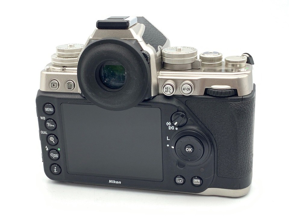 NIKON Df 16.2MP DSLR Camera Body SILVER -EXC- `5935 | eBay