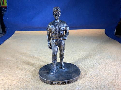 N8-93 HARTLAND NEGRO LEAGUE BASEBALL STATUE - BUCK O’NEIL -FAY ...