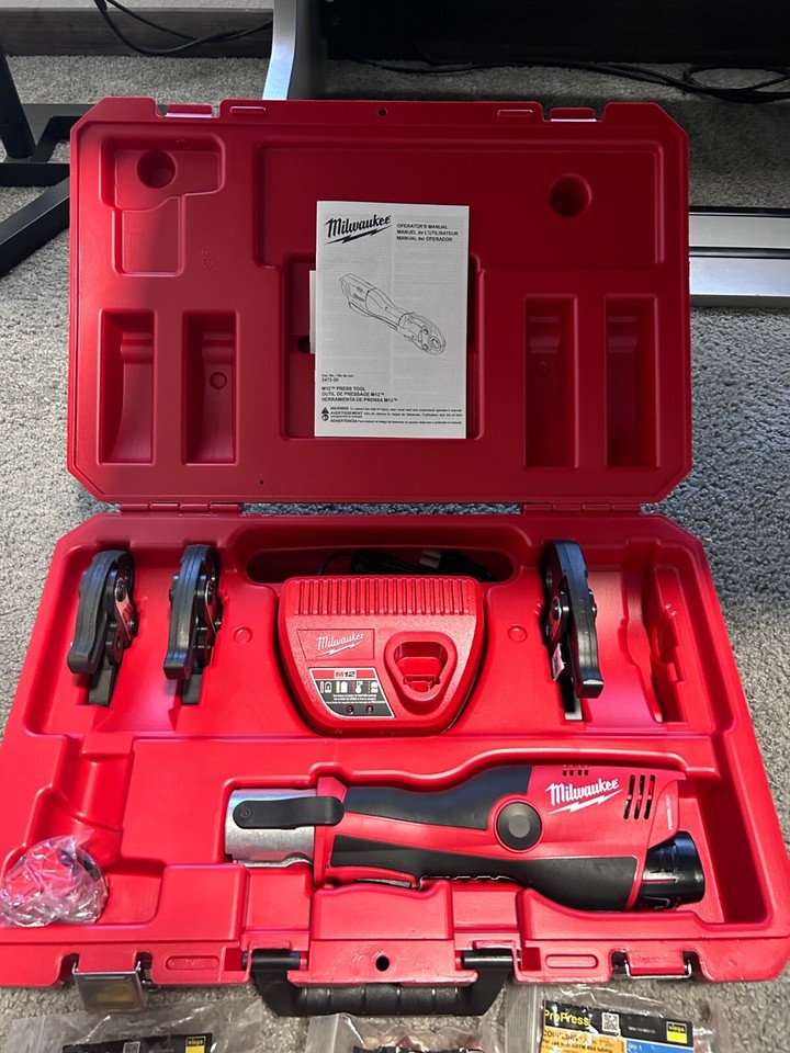 Milwaukee Tool 2473-20 M12 Force Logic Press Tool Kit W/Jaws ...