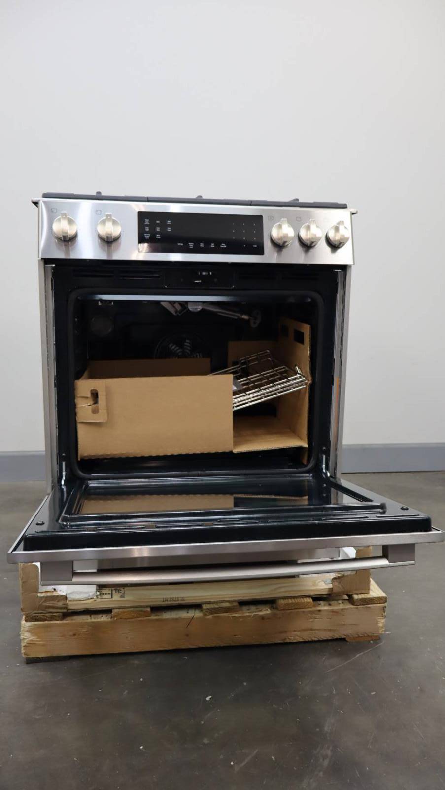 Bosch 30" 5 Sealed Burners 9 Mode Slide-In SS 800 Series Gas Range ...