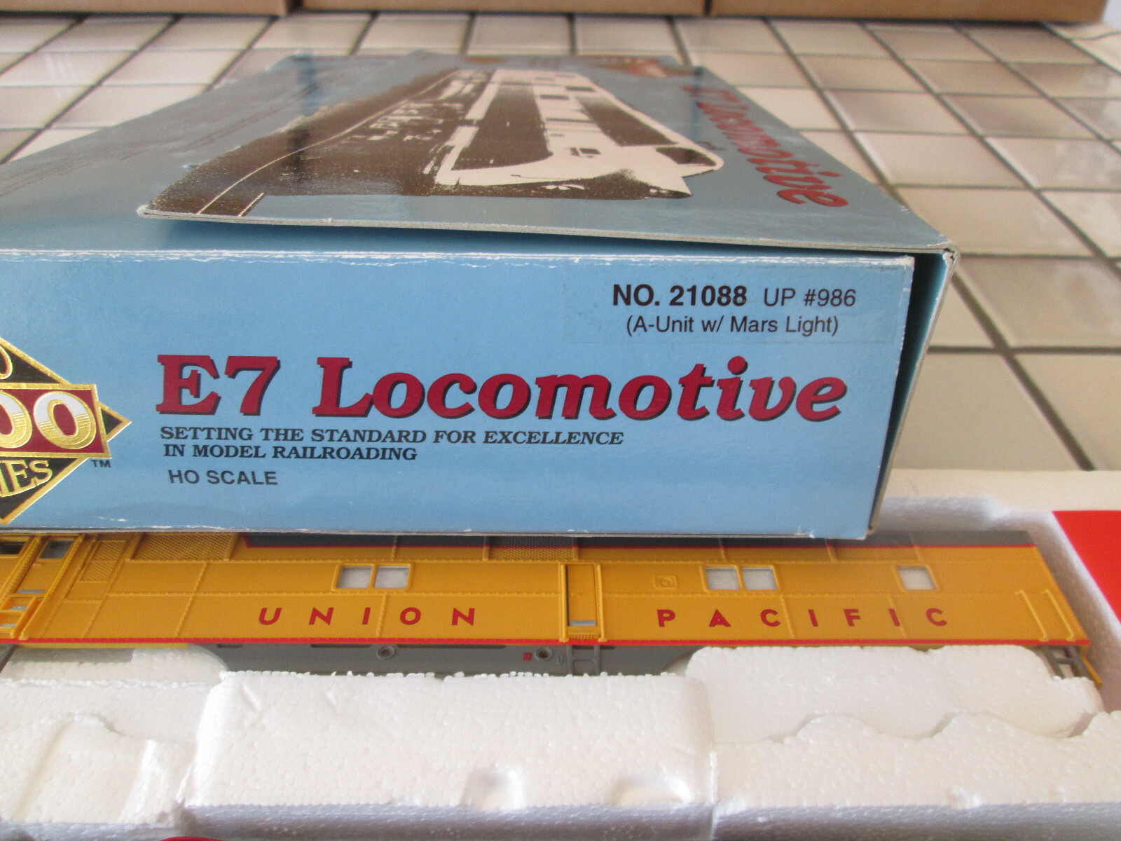 proto 2000 UNION PACIFIC E7 powered engine HO scale //// with mars ...