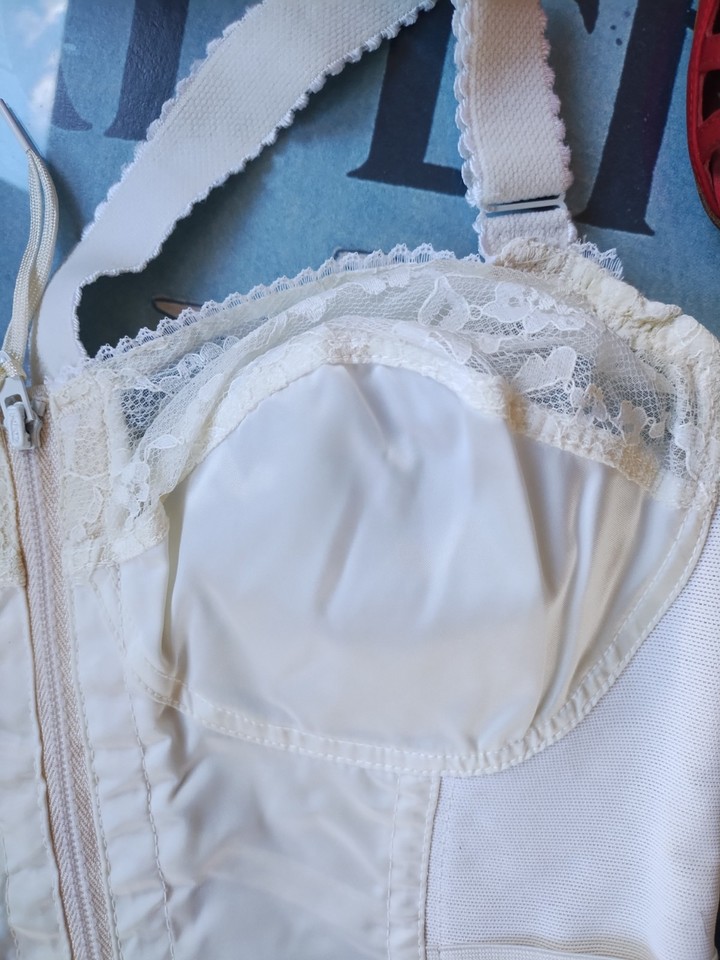 Vintage GLAMORISE full body GIRDLE - garters - low v-back - Med 38B | eBay