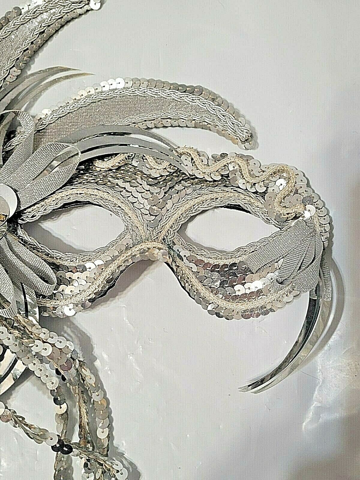 GYPSY RENAISSANCE "GLITTER QUEEN" MARDI GRAS MASK - Gem