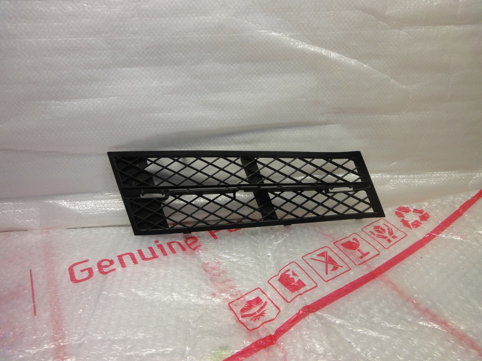 2011-2013 BMW 5 SERIES RIGHT PASSENGER SIDE BUMPER OUTER GRILL OEM ...