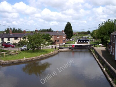 Photo 6x4 The locks on Rufford Branch of Leeds Liverpool Canal at ...