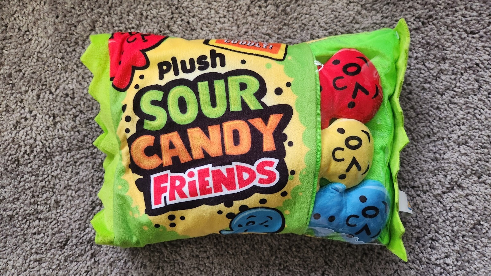 Basic Fun 2020 Plush Candy Bites "Sour Candy Friends" Stuffed Plush Toy ...