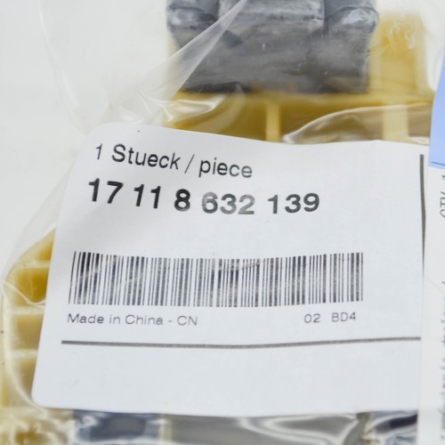 NEW BMW 7 G11 RADIATOR LEFT SIDE BRACKET 17118632139 8632139 2016 OEM ...