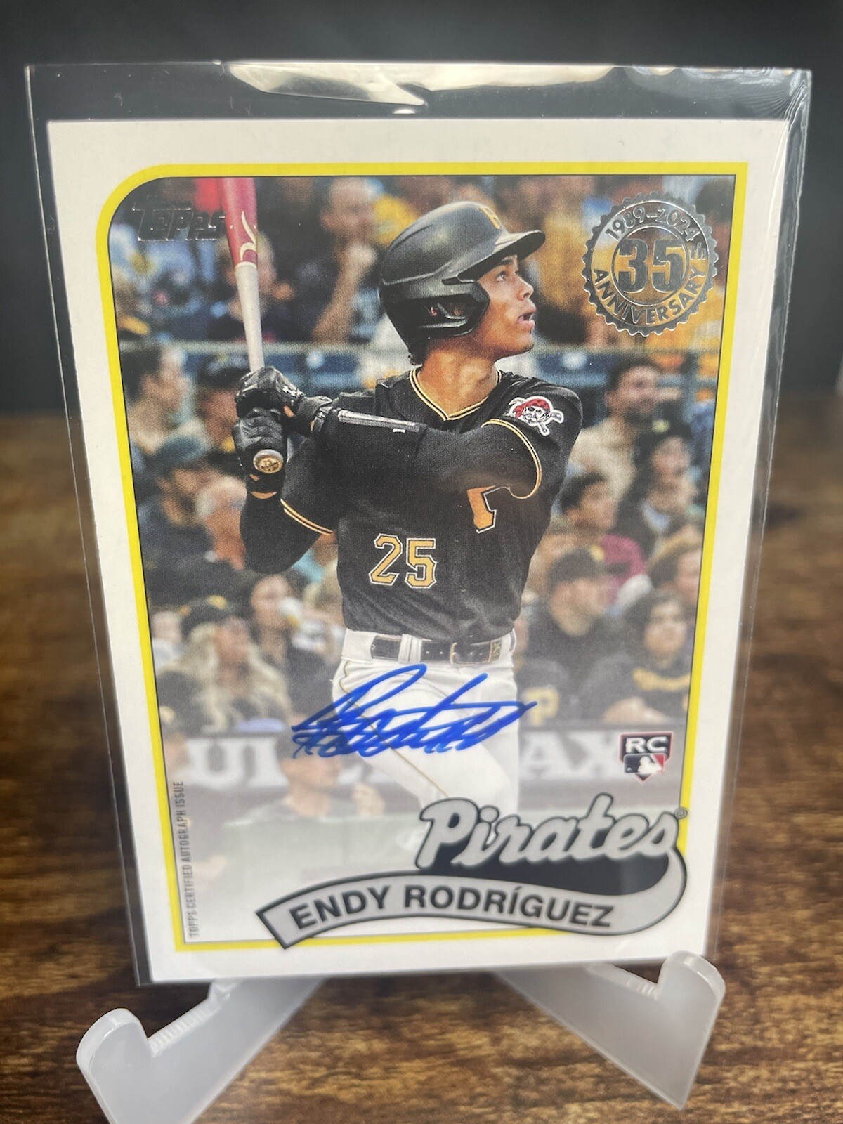 2024 Topps Series 1 Endy Rodriguez 1989 Rookie On Card Auto RC #89BA-ER ...