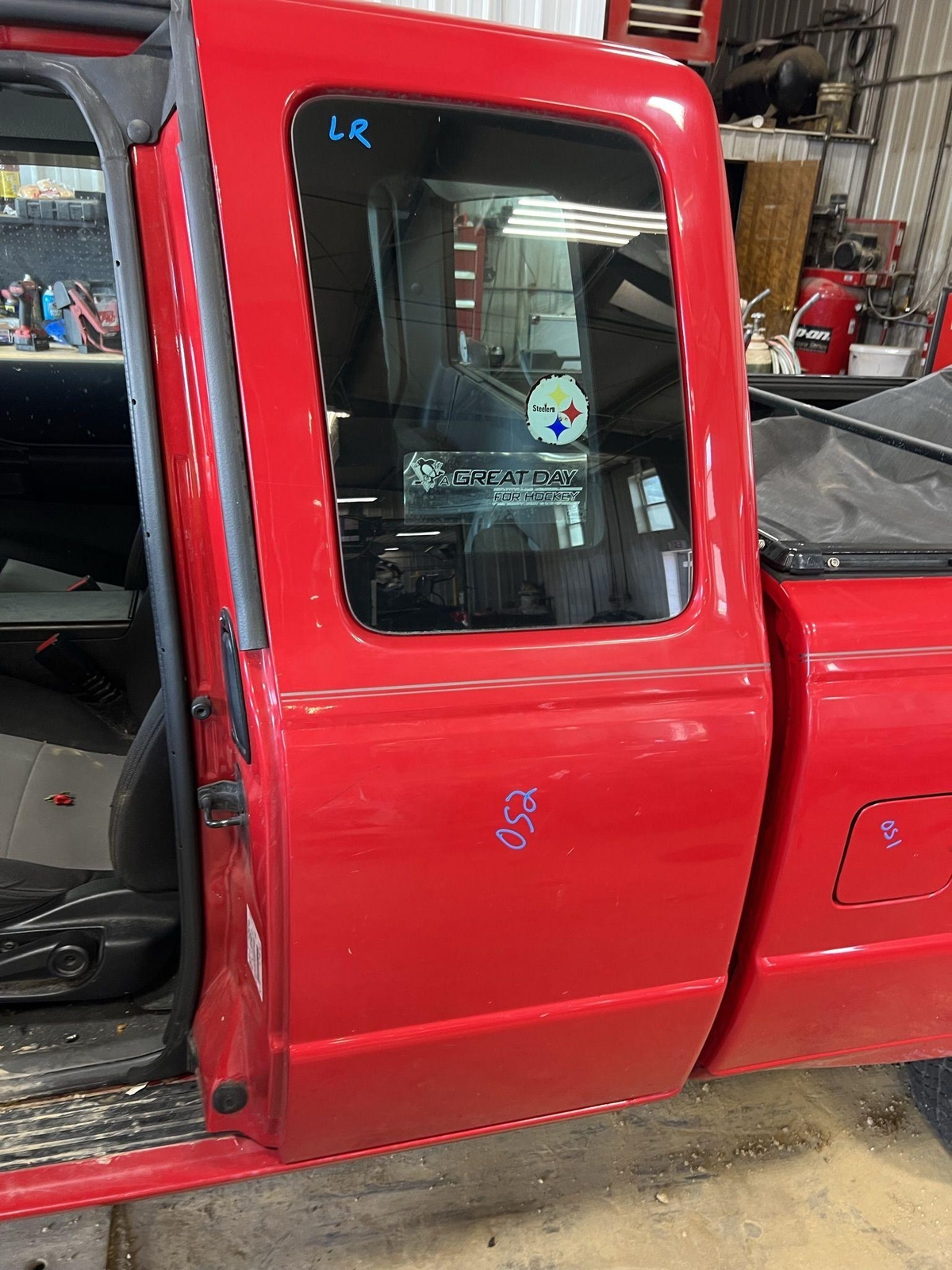 04-11 FORD RANGER DRIVER LEFT REAR SIDE MANUAL DOOR VERMILLION RED ...