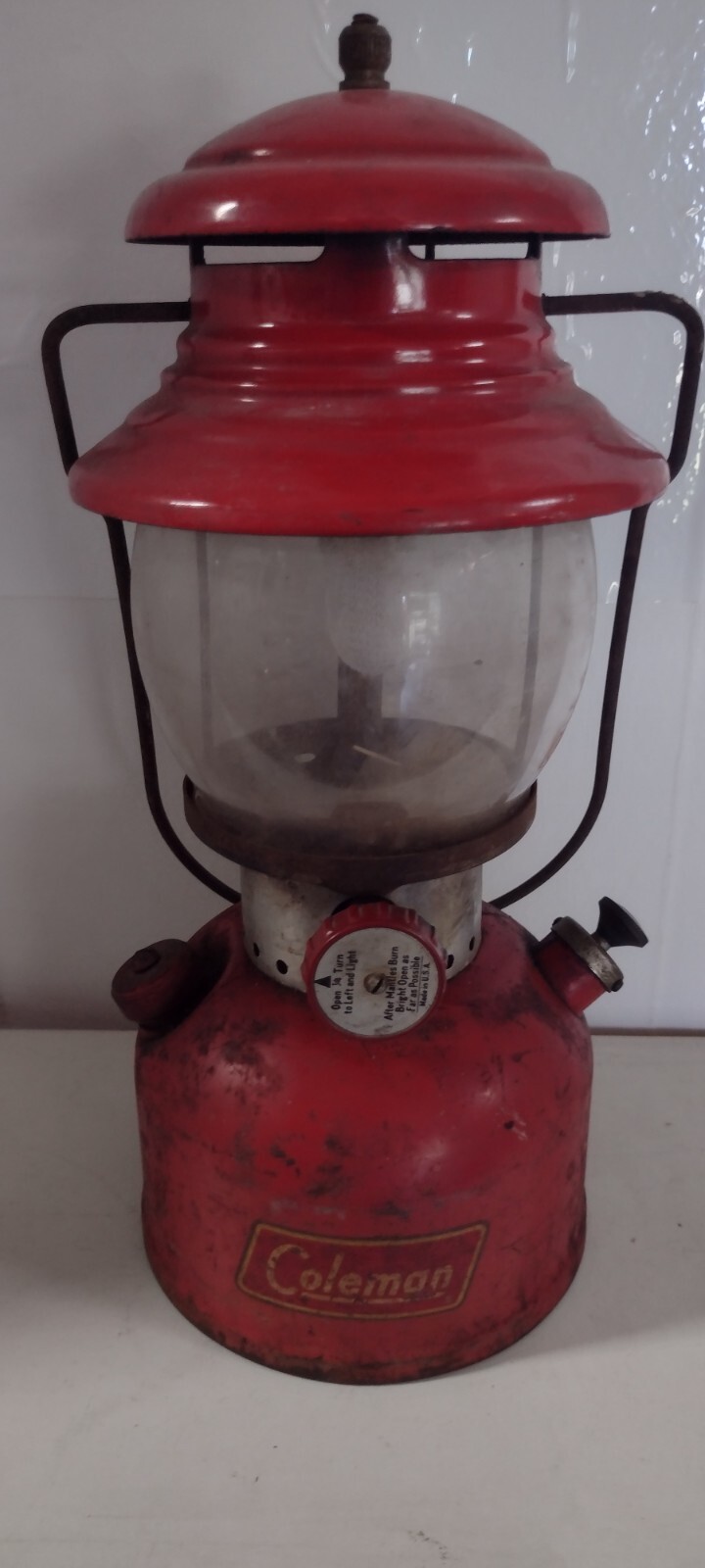 Vintage Red Coleman Model 200A Lantern 1/65 with Orig. Pyrex Globe ...