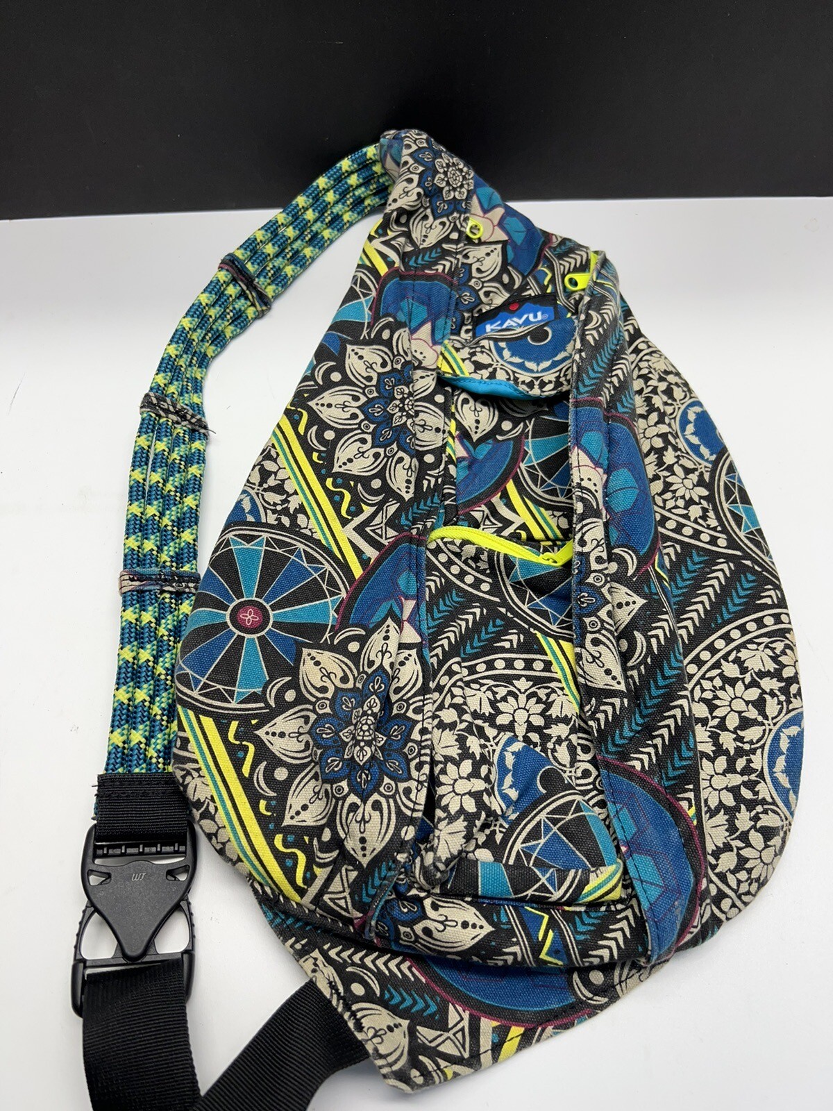 KAVU Original Rope Sling Bag with Adjustable Rope Shoulder Strap 5 ...