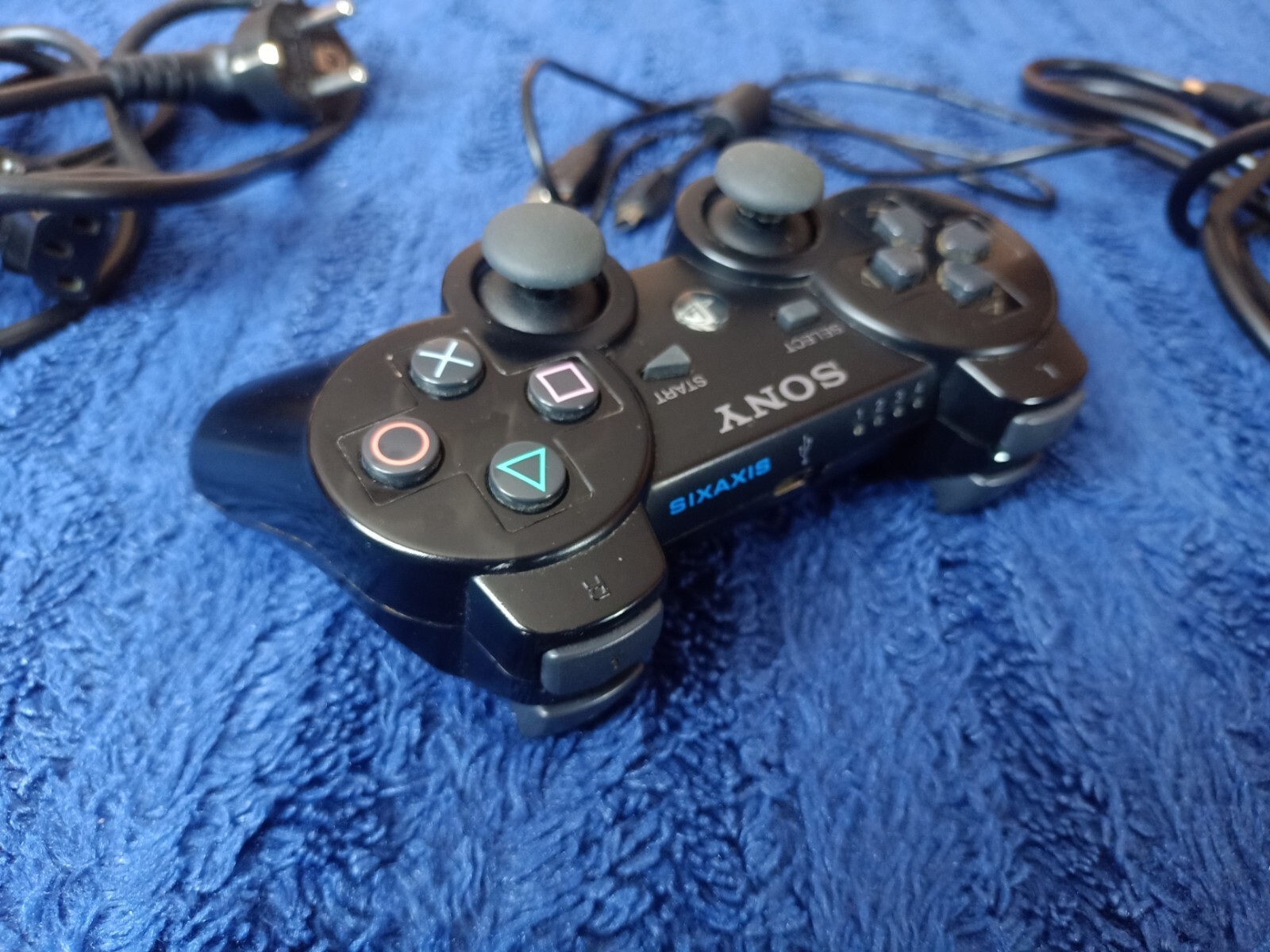 CONSOLA SONY PS3 FAT 60 GB PAL CECHC04 RETROCOMPATIBLE PS1 PS2 LAUNCH