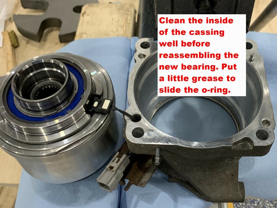 GM Pontiac Vibe Bearing & Deflector Coupling | 19205423 19205171 ...