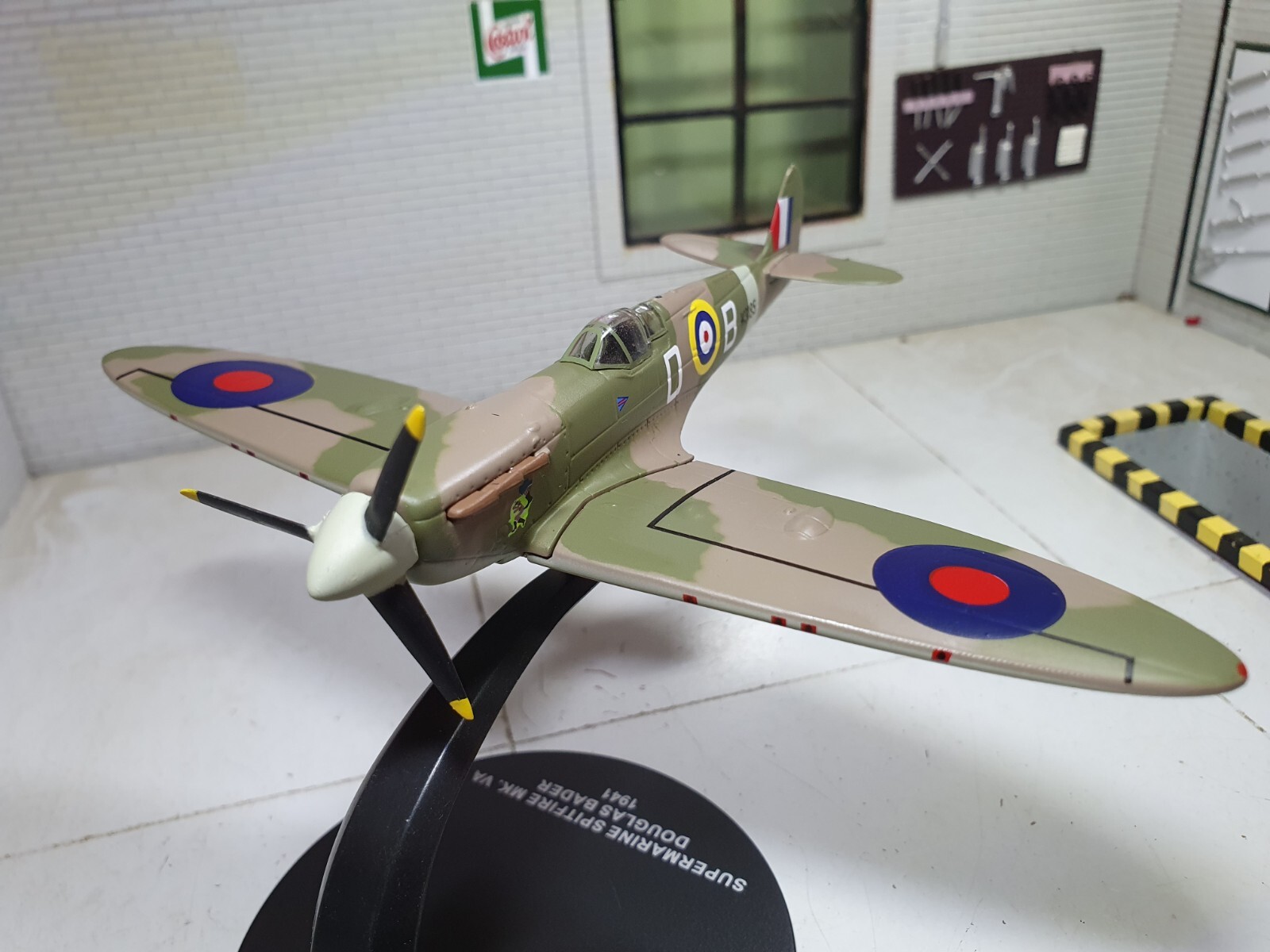 1:72 Spitfire MkV 5 Douglas Bader Tangmere Wing Diecast Metal Scale ...