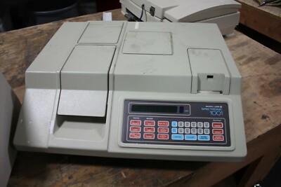 Healthcare, Lab & Life Science - Spectrophotometer