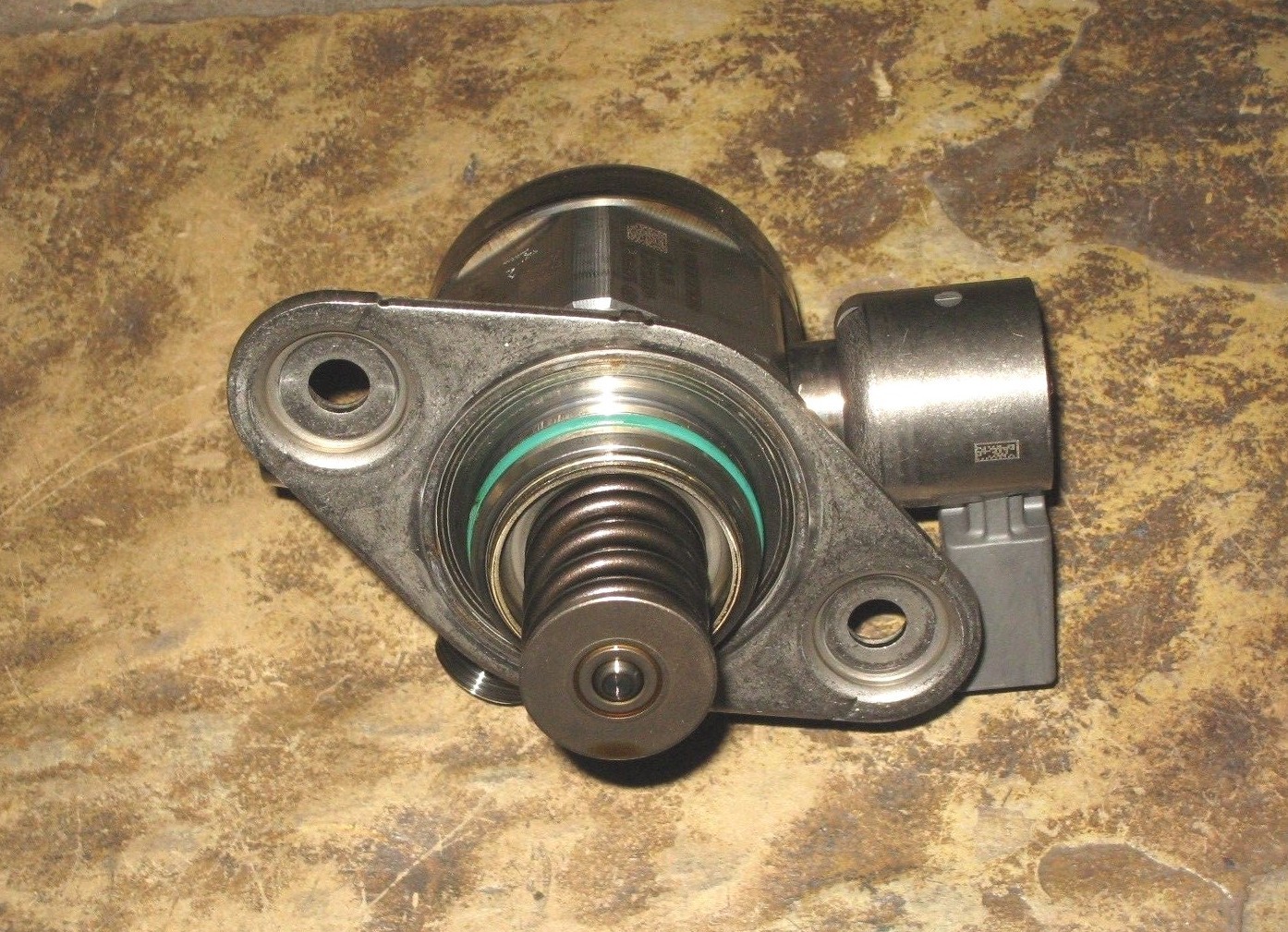 2016 2017 Mercedes C300 E300 GLC300 METRIS MINI VAN FUEL PUMP ...