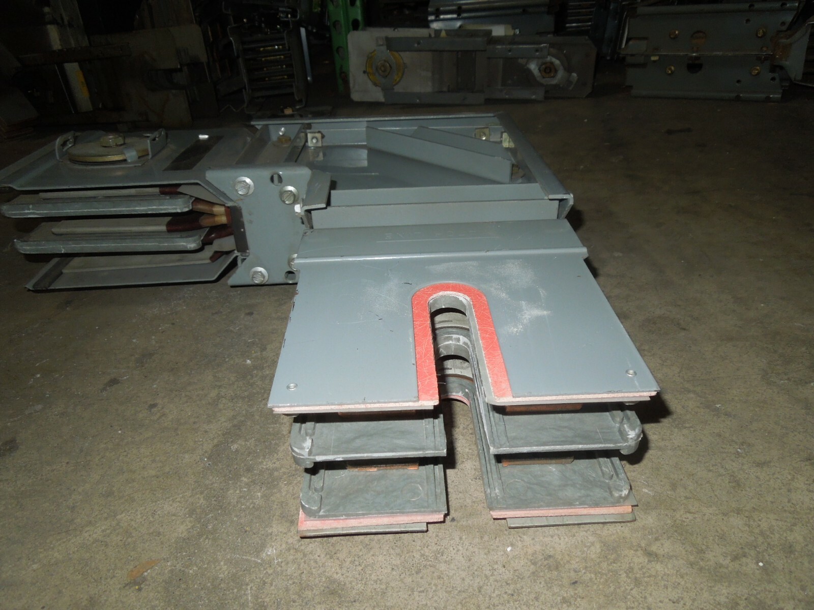 Square D CF513GG-LFML11 I-Line Copper Feeder Busway Flatwise Elbow ...