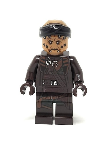 LEGO Star Wars - The Mandalorian - Vane Minifigure- From Set 75346 ...