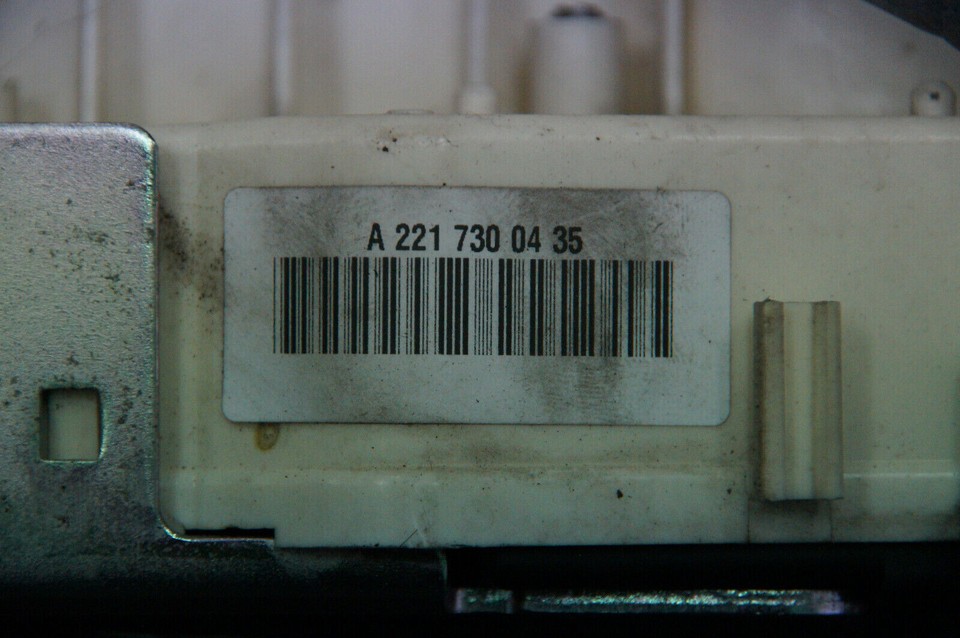 Rear Door Lock A2217300435 Mercedes S Class W221 Lock Handle Carrier ...