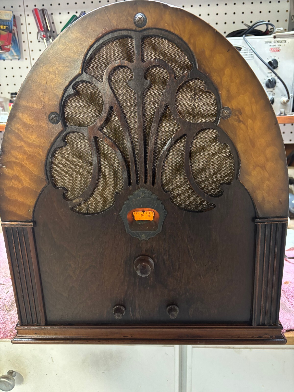 Nice Philco Model 20 Baby Grand tube cathedral radio, restored and ...