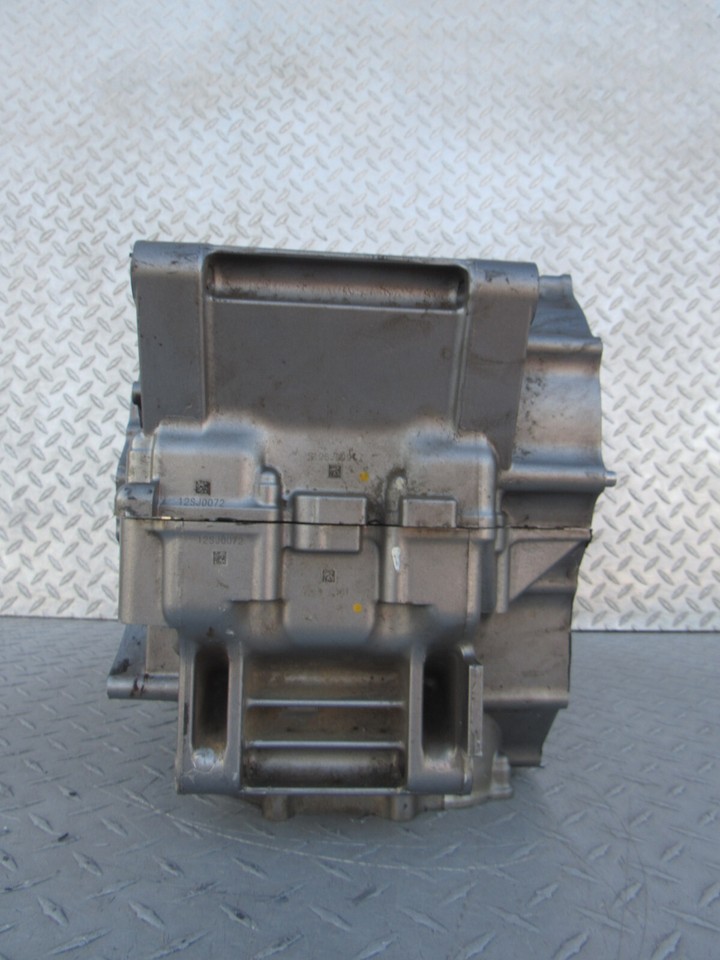 2012 12 HONDA NC700X NC 700X 700 ENGINE CASES CRANKCASE BLOCK | eBay