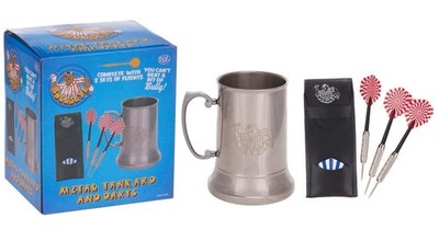BRAND NEW BULLSEYE DRINKING TANKARD AND DARTS GIFT SET FATHERS DAY ...