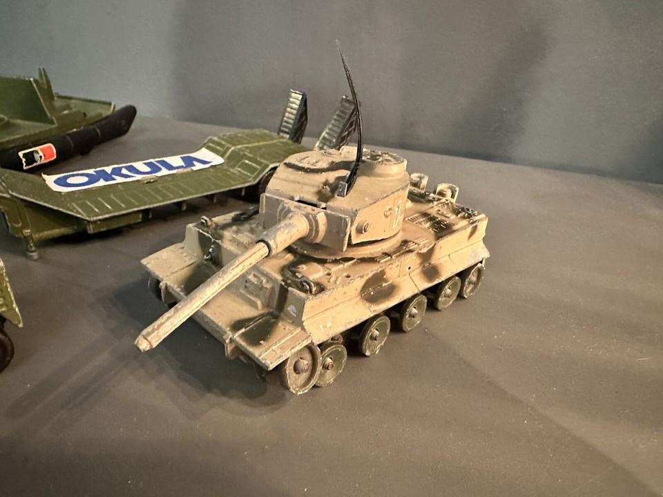 Vintage Army Toys Dinky Corgi Matchbox Toy Soldiers Bren Gun Carrier ...