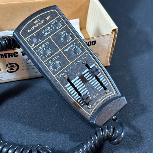 MRC AD300 - Walkaround 2000 Handheld Controller - Excellent | eBay