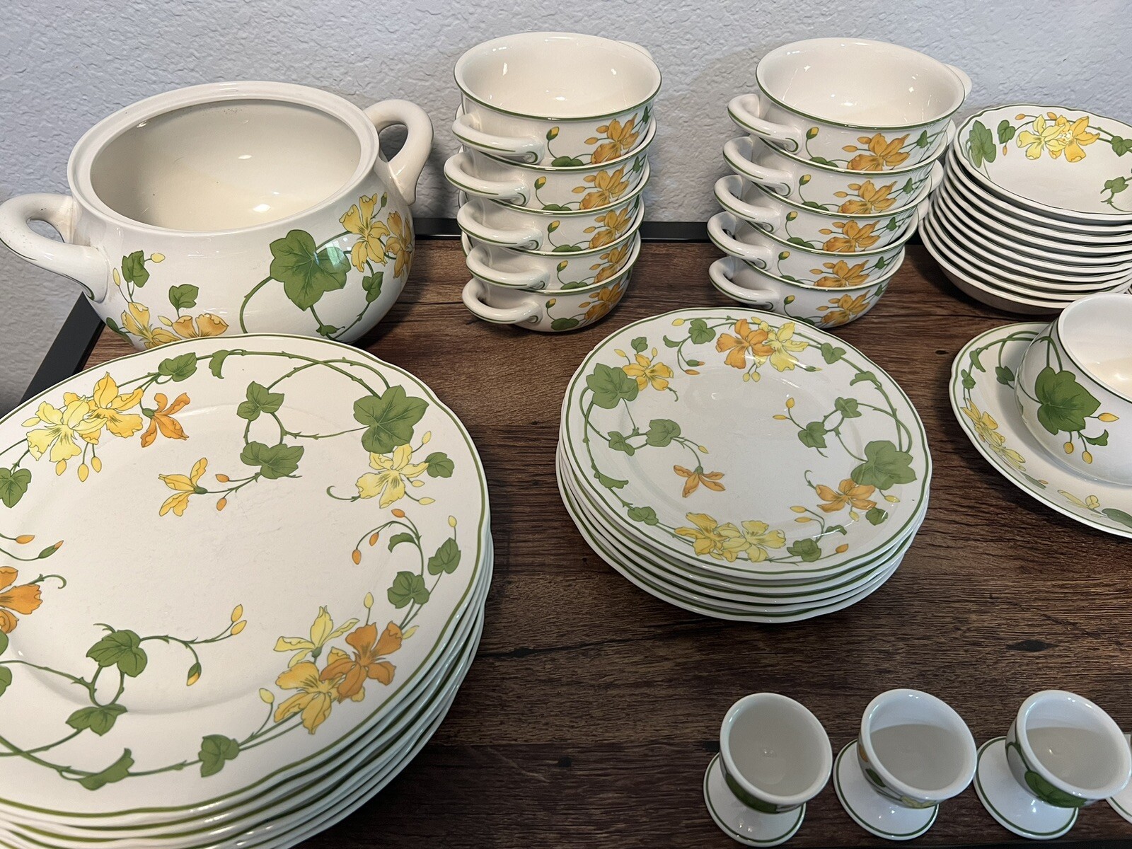 Villeroy & Boch VTG Geranium Pattern Dinnerware Set 124 Piece Grouping ...
