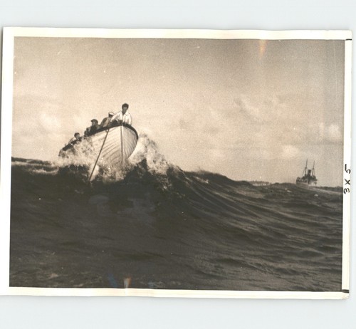 LIFEBOAT Of SINKING Ship SS NEWSOME Panama VINTAGE 1938 Press Photo | eBay