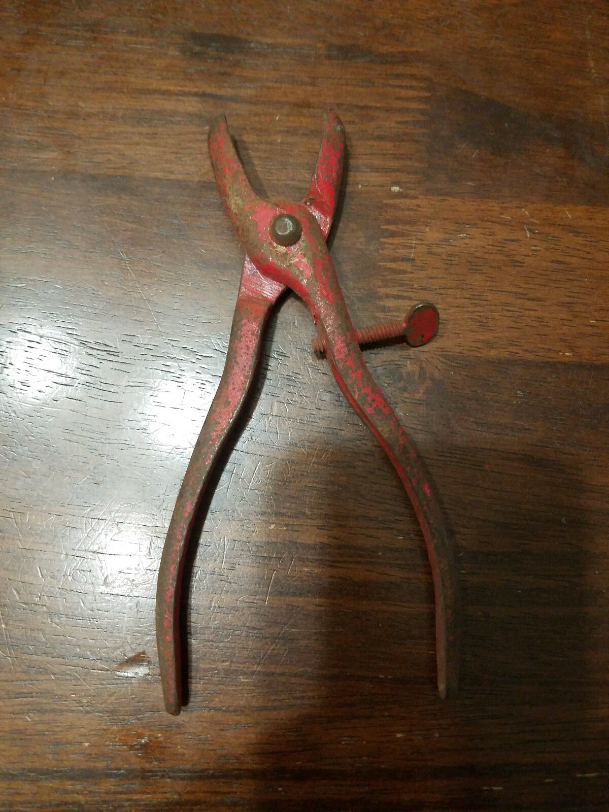 Decker’s Hill Hog Nose Ringer Pilers Red | eBay