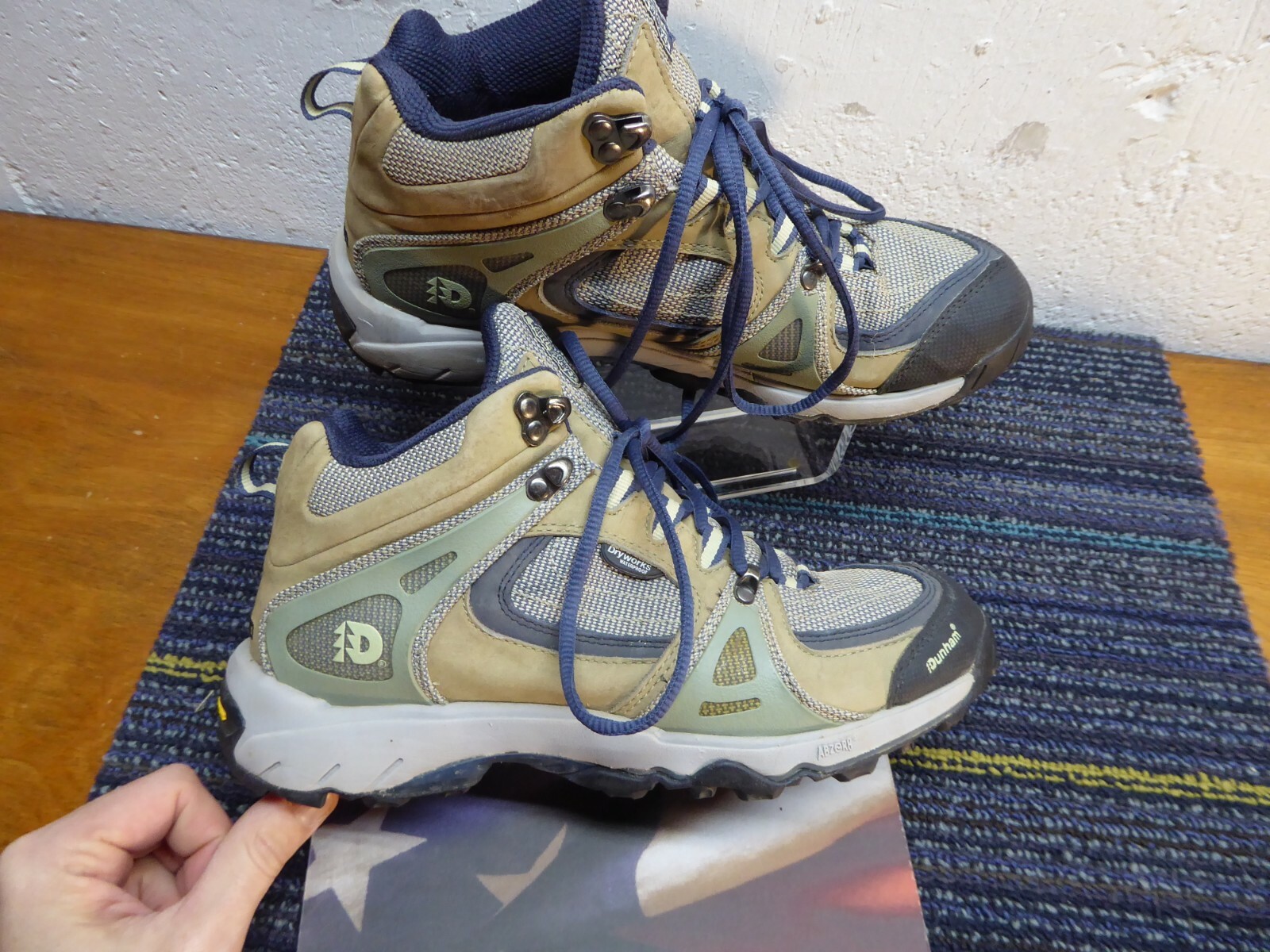 Women's Dunham "Waffle Stompers" Boots Tan Size 9 2A Very Good Pre ...