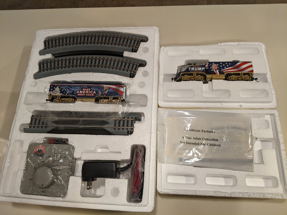 TRUMP Train Set Hawthorne Village Bradford Exchange | eBay