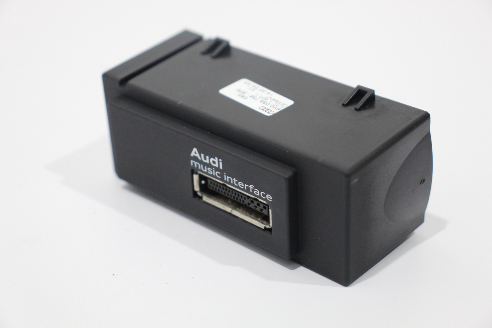 Audi A3 8V AMI MMI Music Interface Module Auxiliary Input Unit ...