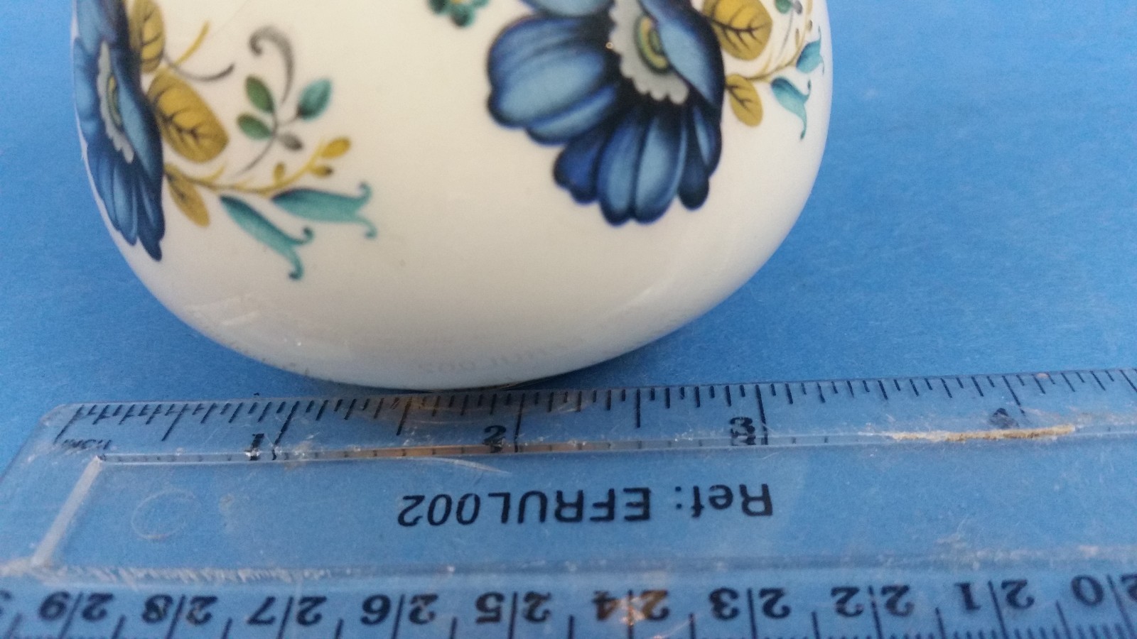 Vintage Small Prinknash Floral Pottery Posy Vase Gold / White / Blue ...