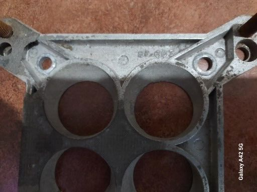 Holley Edelbrock Carter 4 Barrel small to spread bore Carburetor ...