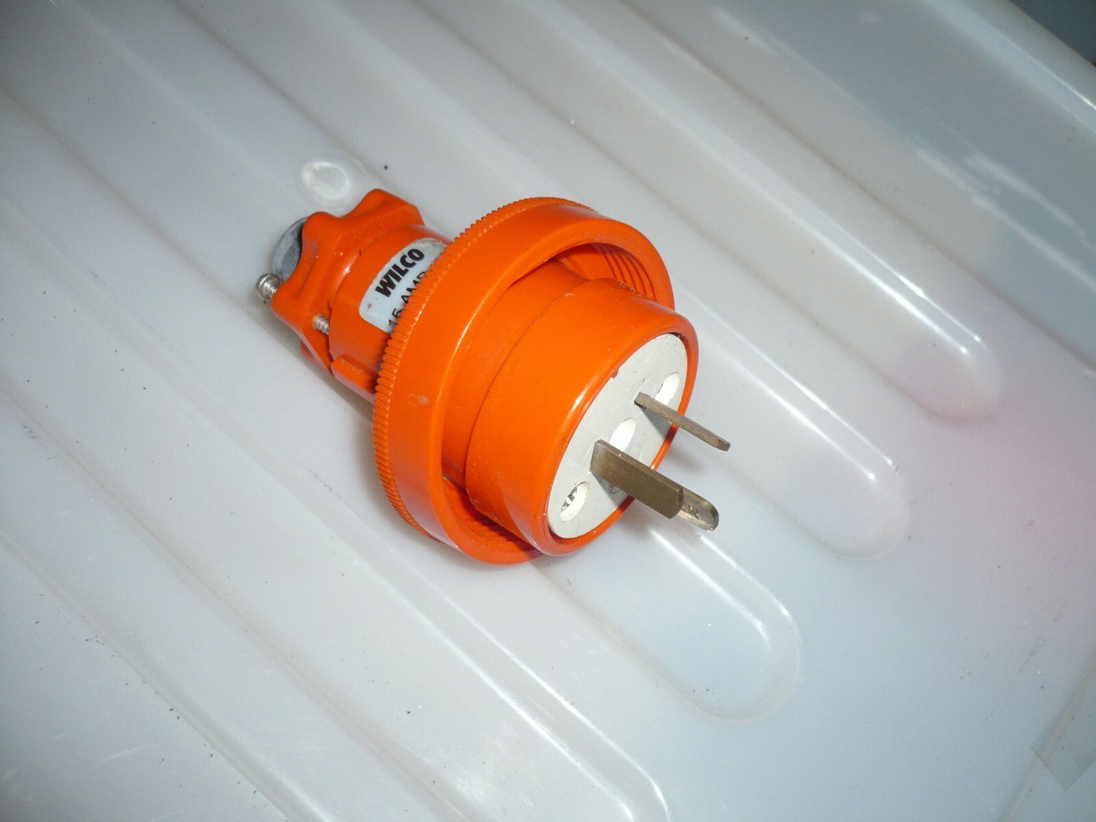 CLIPSAL / WILCO WIP115 STRAIGHT PLUG 15 AMP IP66 for sale online | eBay