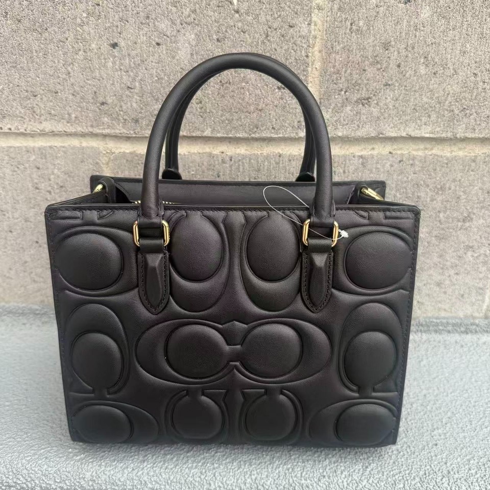 NWT Coach Maggie Small Tote Bag In Signature Leather CY670 Gold/black ...