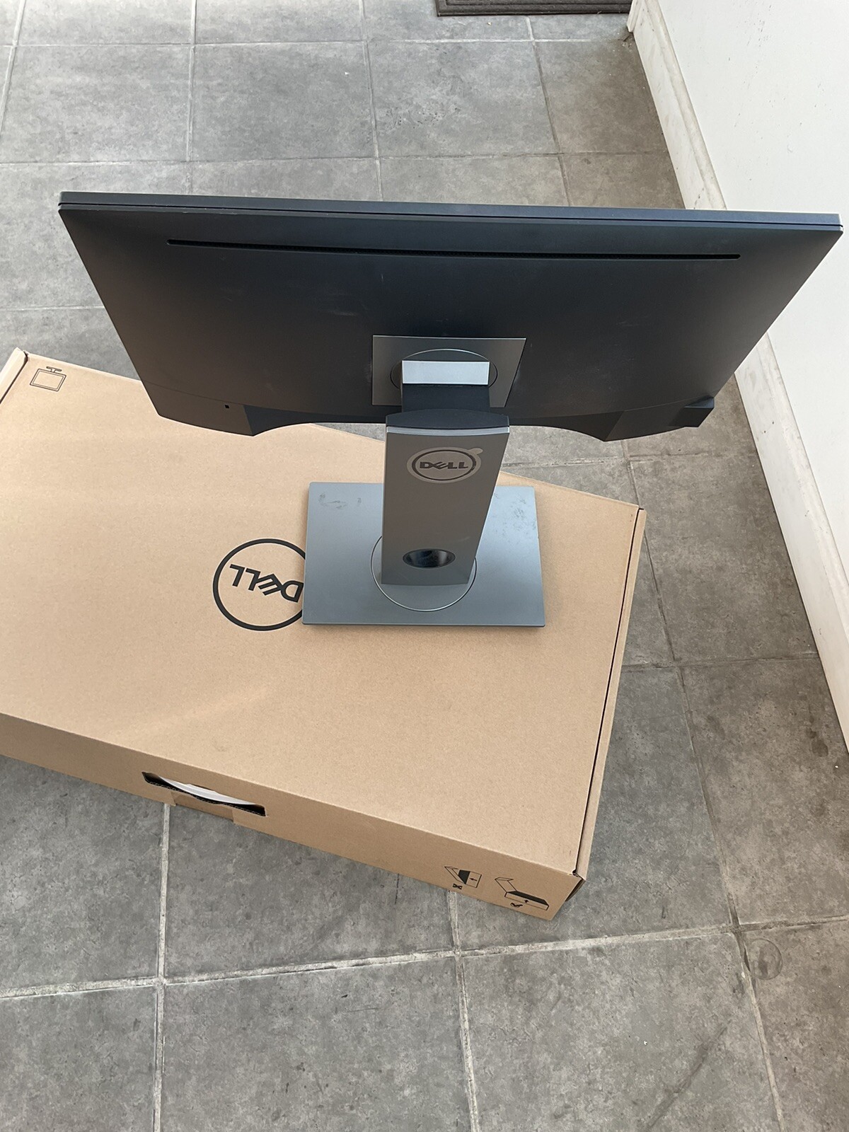 Dell Pro P2417HB 24" HD IPS LED Computer Monitor w/Stand and Power Cord ...