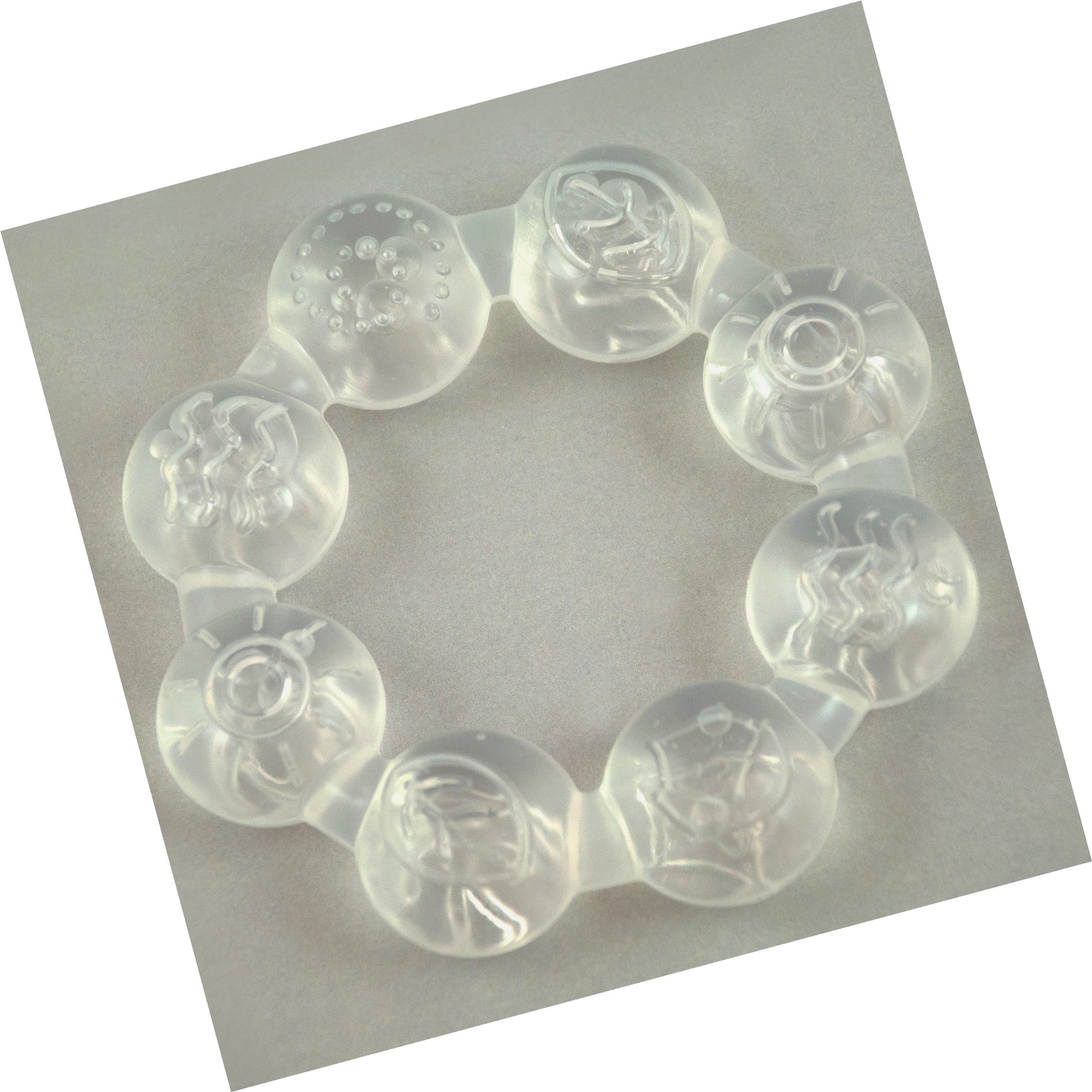 green sprouts Ring Cool Soothing Teether Clear Ring Cooling Teether ...