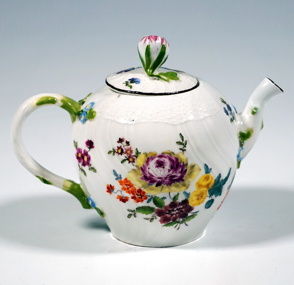 Early Meissen Teapot Court Flowers Painting Tea Pot Flower Painting Um ...