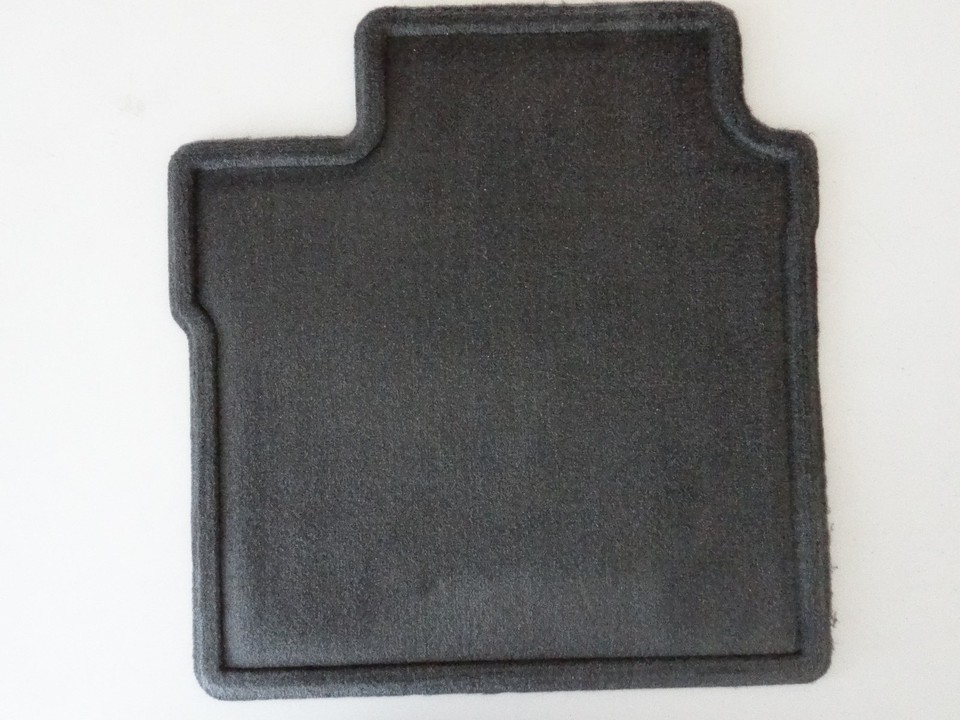 2014-2019 Nissan Versa Note Floor Mats Carpeted (4-Piece) Gray Genuine ...