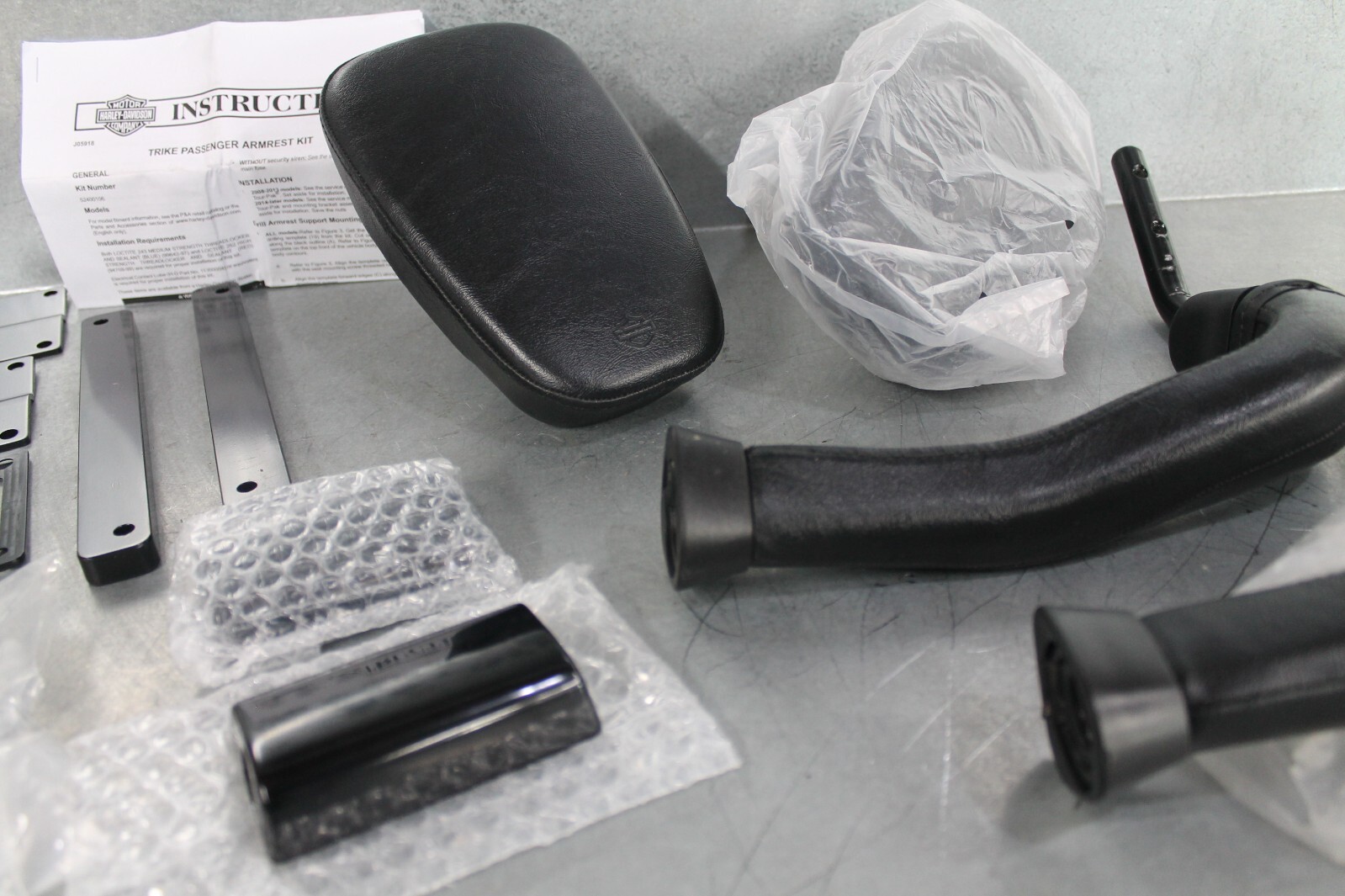 Harley Davidson OEM Trike Passenger Armrests 52400106 for sale online ...