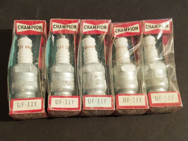 8 NOS Champion Turbo Action Spark Plugs Uf-11y for Ford Mustang Comet ...
