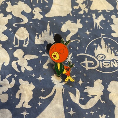 WDW Disney Parks 2011 Hidden Mickey Florida Orange Bird Singing Kissing ...