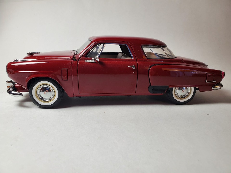 Highway 61 DCP 1951 Studebaker Champion 1:18 Scale Diecast Model Museum ...