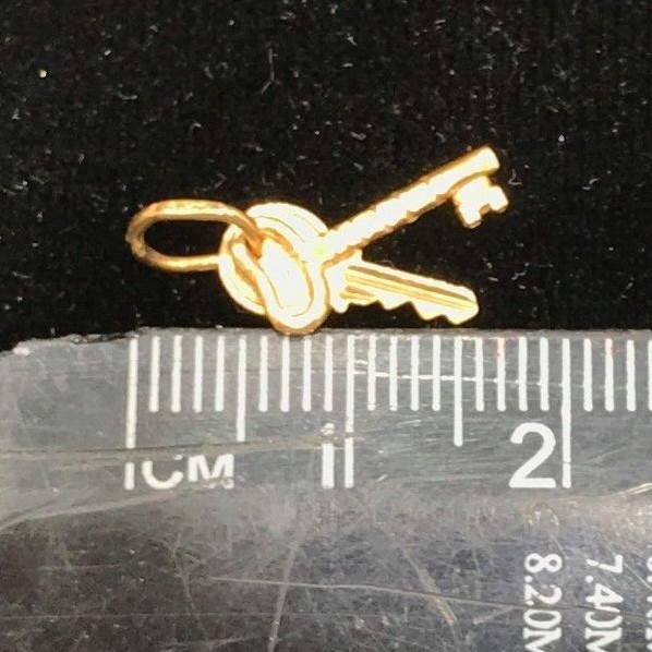 NEW 9ct Yellow Gold Keys Charm 9K Pendant Open Lock Door Opportunity ...