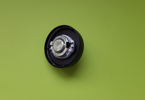 Genuine Mercedes-Benz W140 W124 Fuel Filler Cap A1404700005 | eBay
